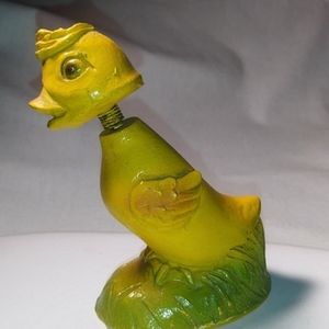 Vintage Chalk Ware Duck | Toys | Vintage 93 Yellow Duck Bobble Head ...